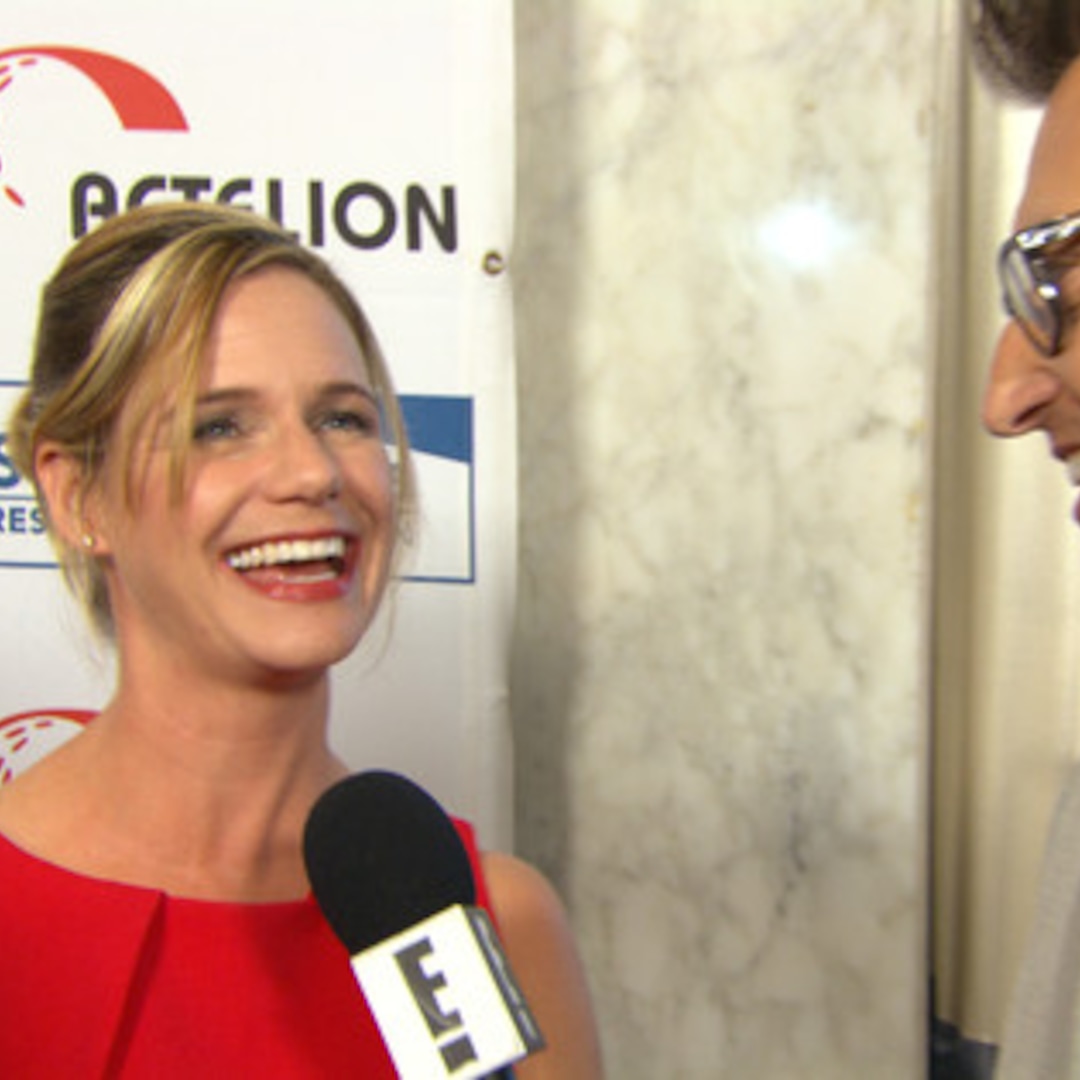 Andrea Barber Drops New Fuller House Details
